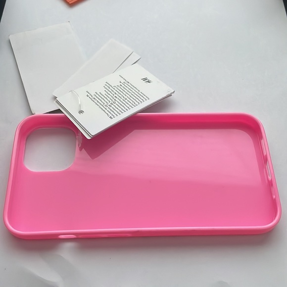 H&M | Cell Phones & Accessories | Hm Iphone 3 Case Pink Bnwt Thermoplastic Polyurethane Case ...